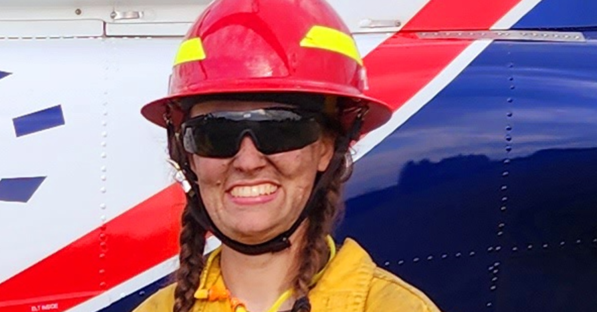 Firefighter from Minnesota dies after being struck by tree during burn ...