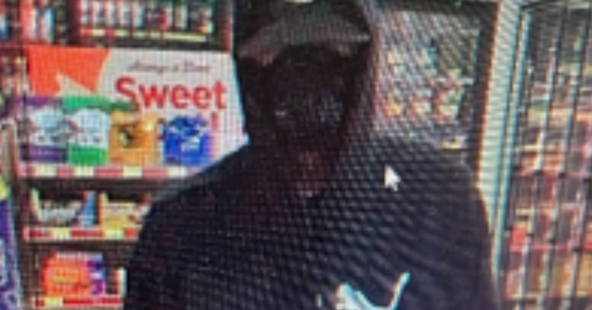 Search for suspect who robbed Holiday gas station at gunpoint - Bring ...