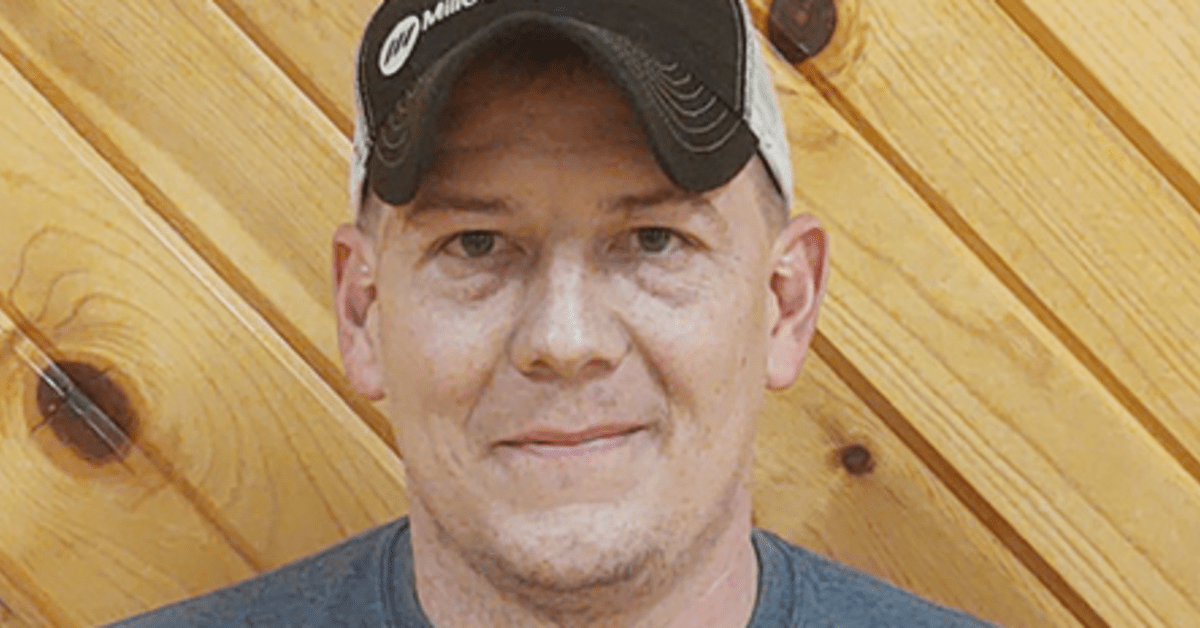 Mayor of Canton, Minnesota charged with hitting his son in the face ...