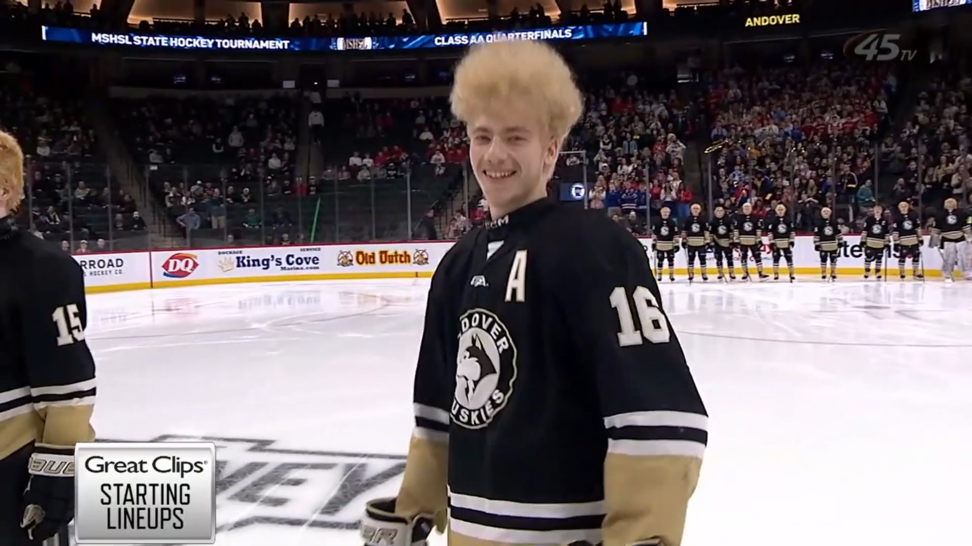 Lettuce, 'staches, and mullets: Hockey hair at Day 2 of the Minnesota ...