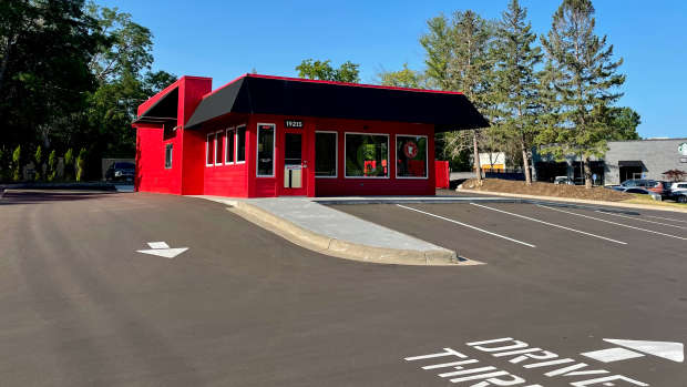 Red's Savoy to open another drive-thru restaurant in Minnesota - Bring ...