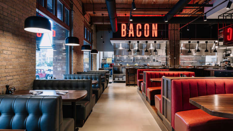 'Bacon-forward' restaurant to open in Minneapolis this weekend - Bring ...