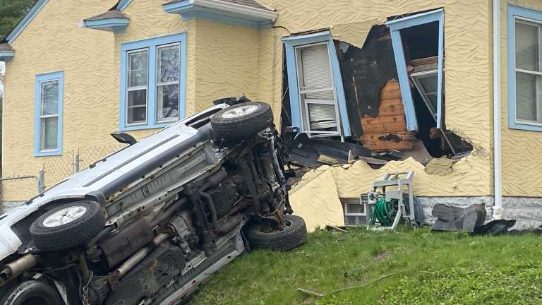 Carjacking suspect slams into house in north Minneapolis - Bring Me The ...