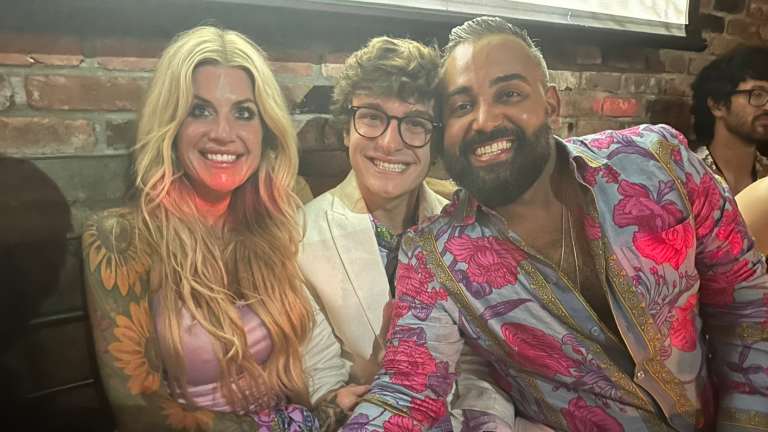 Minnesota's Carolyn Wiger gets surprise from pop star Sia after ...