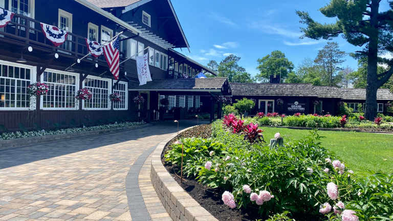 New restaurant from Justin Sutherland to open at Grand View Lodge ...