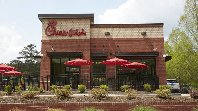 Chick-fil-A offering eight days of free food to celebrate 10 years in ...