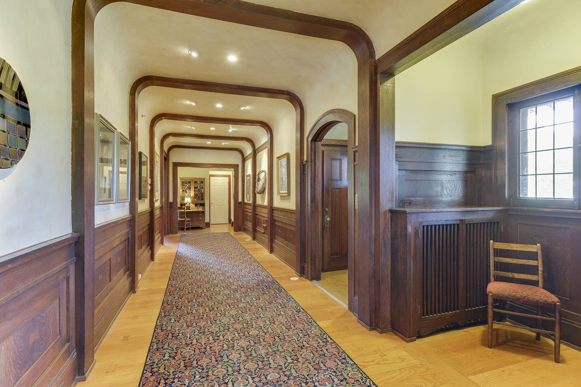 Minnesota Nice Homes: This condo is within a Lowry Hill mansion steeped ...