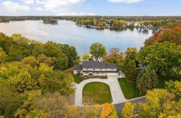 Gallery: Remodeled lakeside home in Prior Lake on market for $2.8M ...