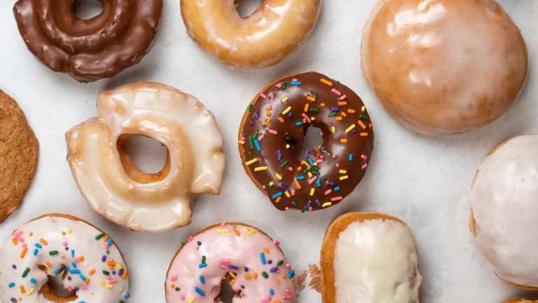 Donut Star rediscovered: Burnsville strip mall staple becomes scratch ...