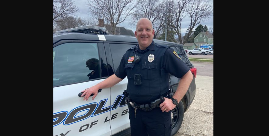 Le Sueur police officer dies after battle with brain cancer - Bring Me ...