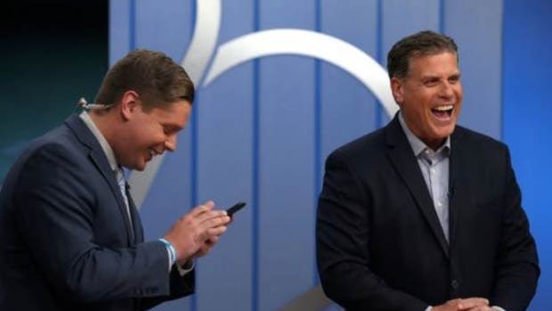 KARE 11 anchor Alicia Lewis' tires flattened by police stop sticks on I ...