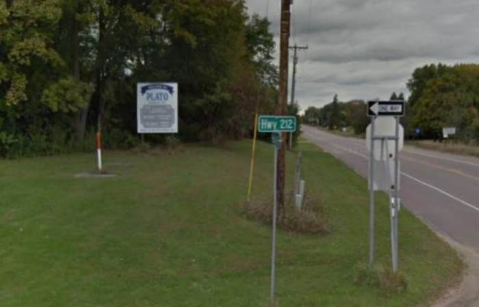 Waconia woman dies in crash with semi on Highway 212 - Bring Me The News