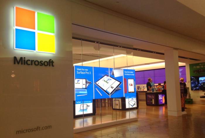 Microsoft closing nearly all of its stores, including at Mall of ...