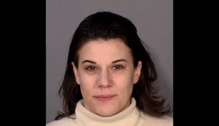 Blaine woman admits sexually assaulting 2 teen hockey players in ...