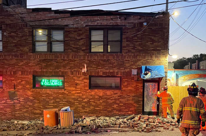 'Sudden collapse' of wall sends bricks crashing to ground in St. Paul ...