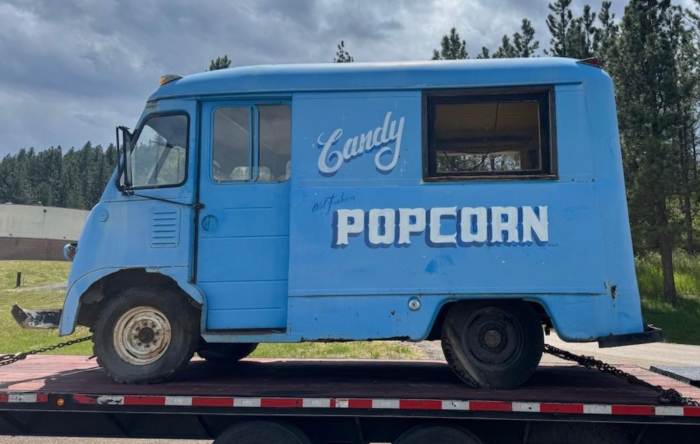With community support, iconic popcorn wagon returning to Madelia ...