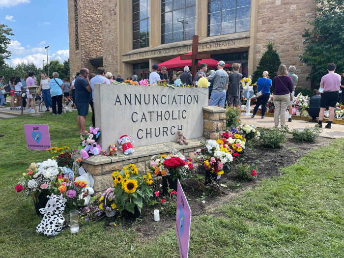 Walz mulls special session on gun legislation following Annunciation ...