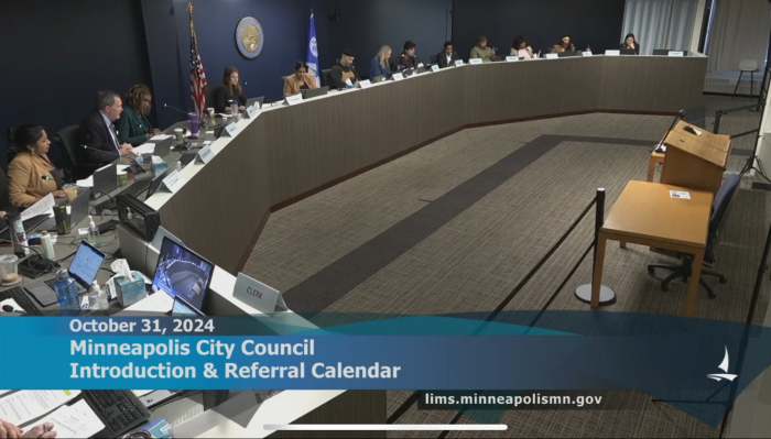 At fiery meeting, Minneapolis City Council vote for review into MPD ...