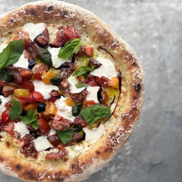 Farina Rossa is now open, serving pizzas at Fair State Brewing - Bring ...