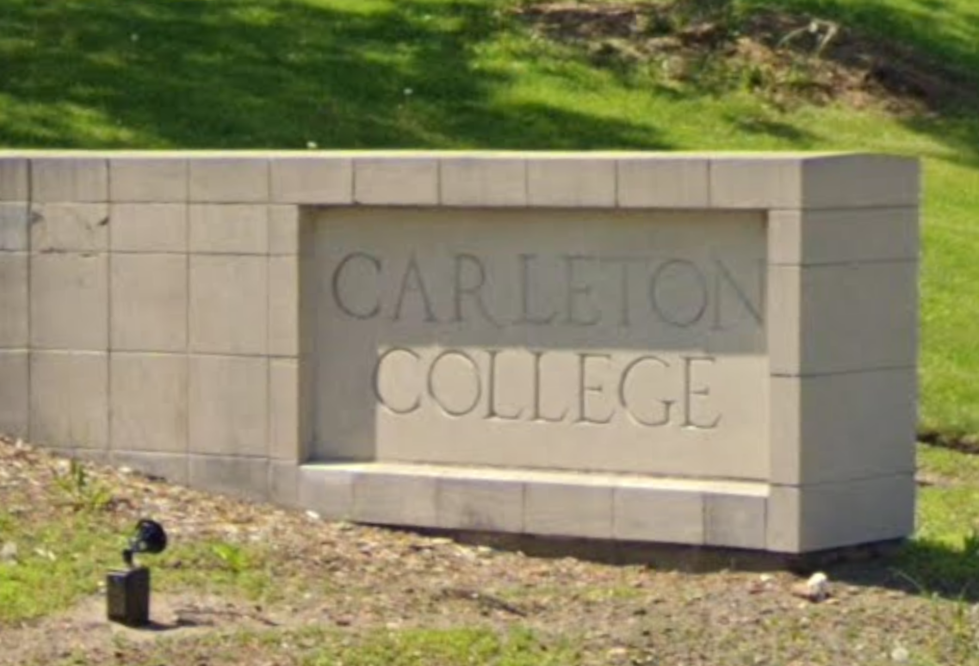 Carleton College in Minnesota cancels all winter sports - Bring Me The News