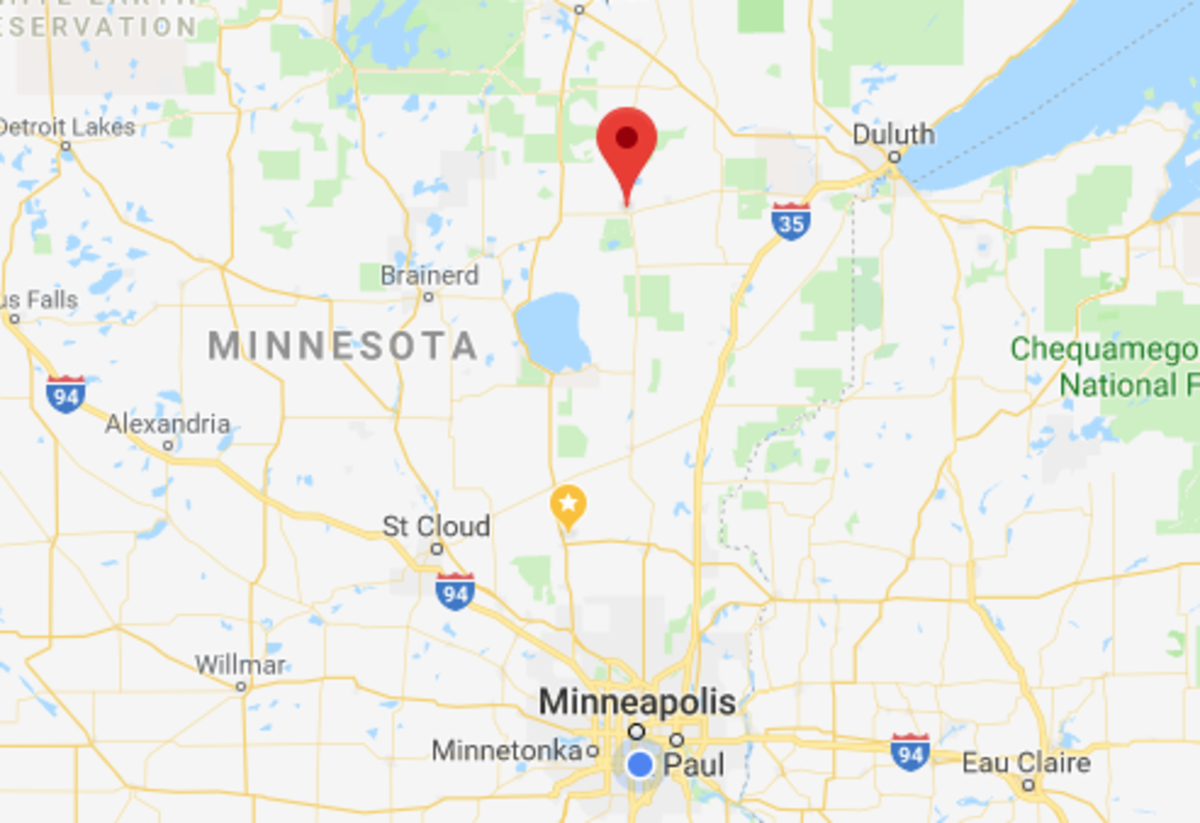 Crash on wet road claims the lives of a woman and 5-year-old girl in ...