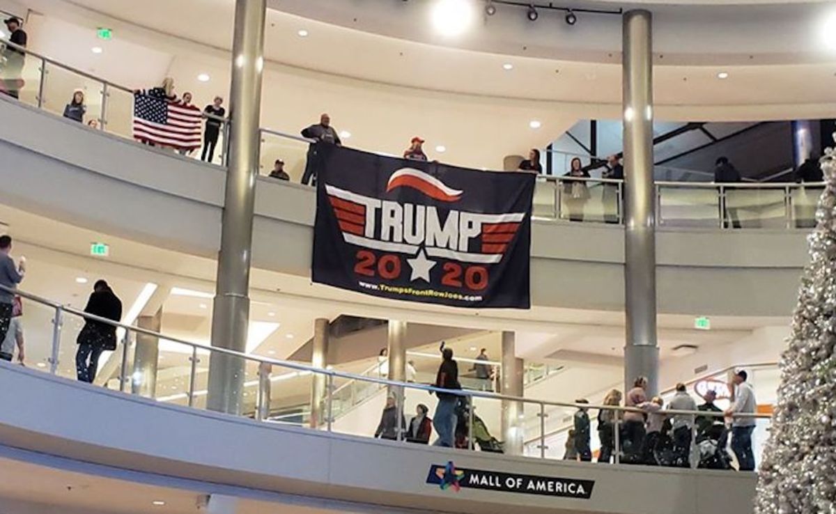 Trump supporters stage 'Trump flag drop' at Mall of America - Bring Me ...