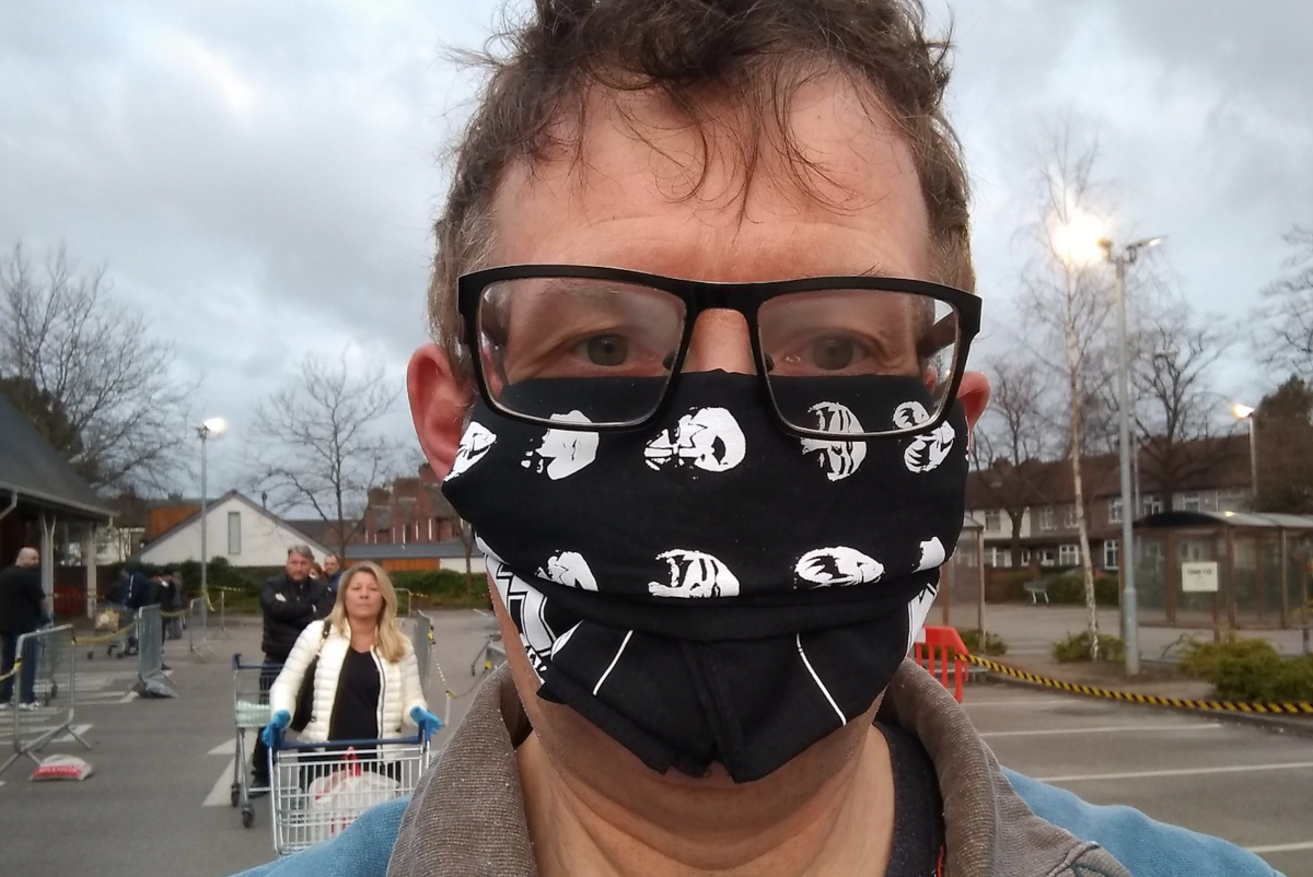 CDC recommends wearing a fabric mask when it's hard to maintain social ...