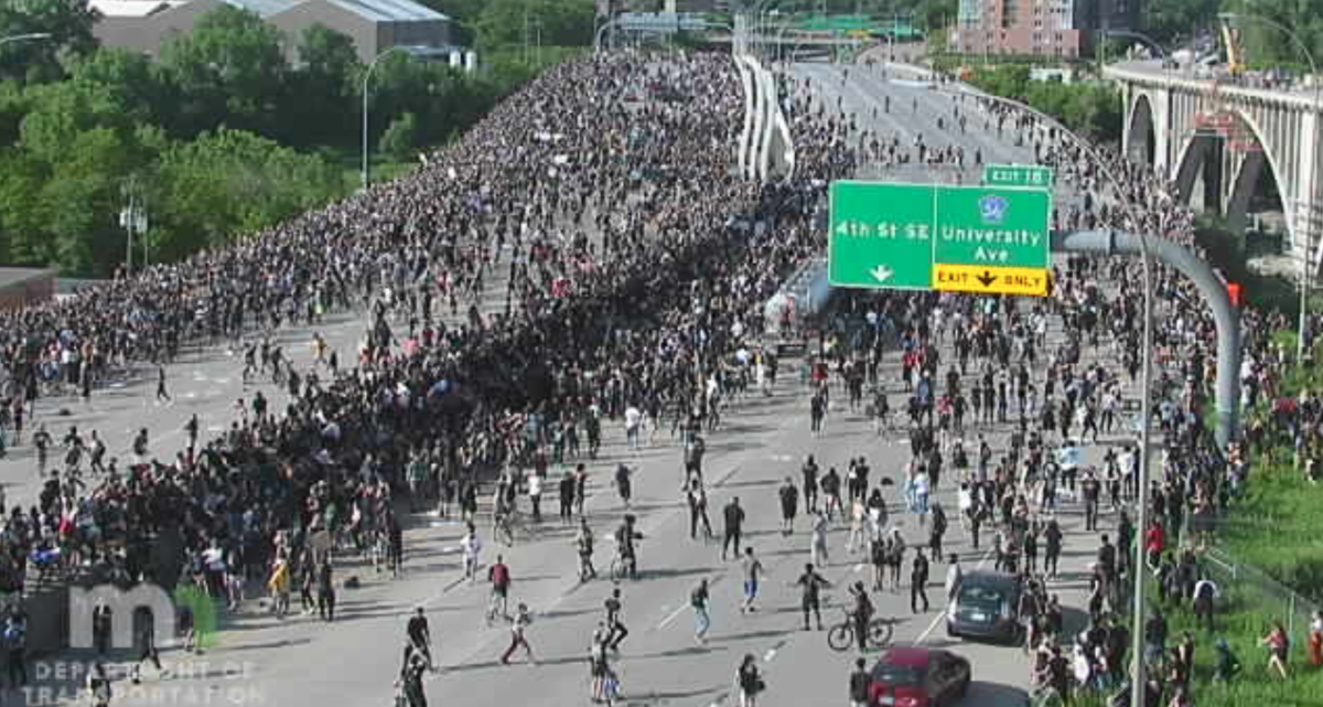 Peaceful protesters moving onto Interstate 94 in Twin Cities - Bring Me ...