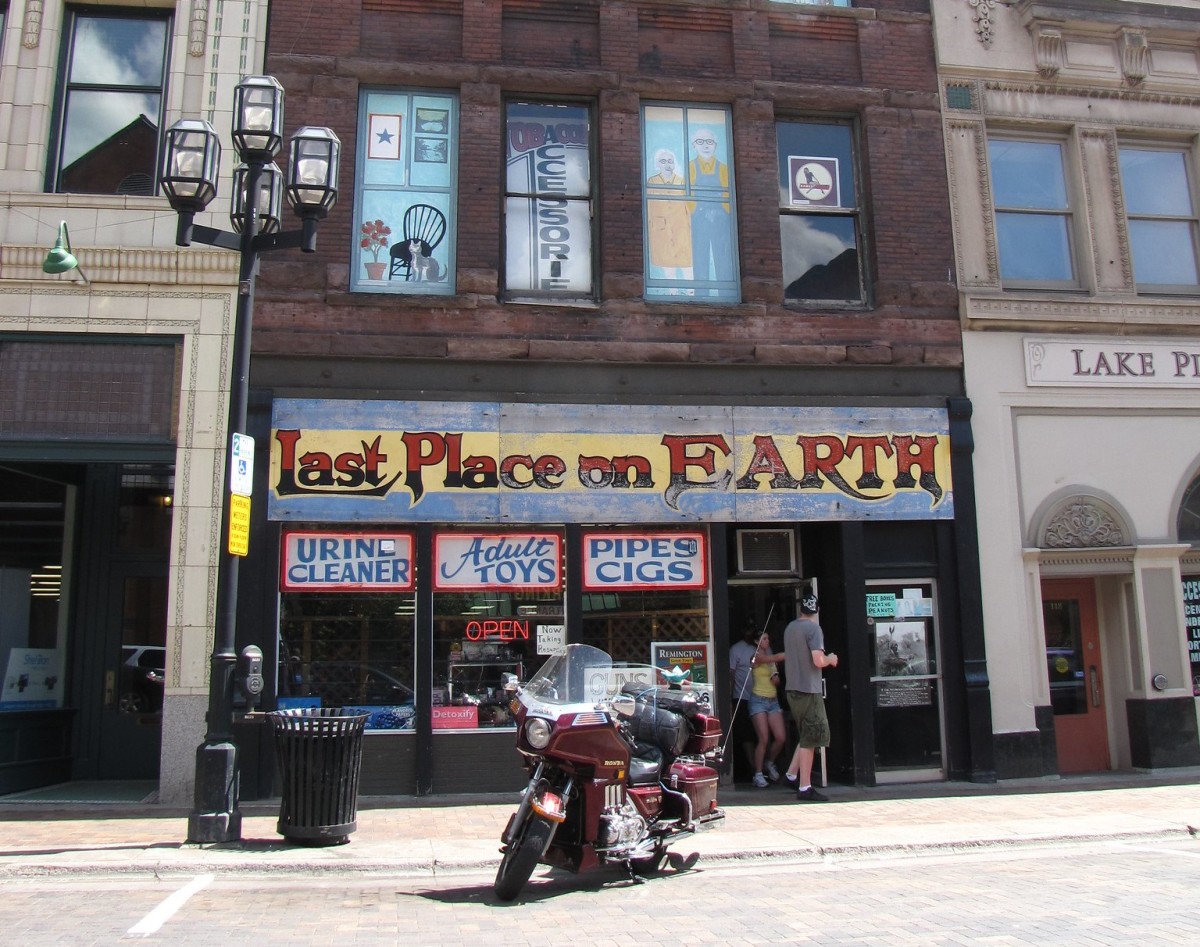 Items from Last Place on Earth in Duluth going up for auction in ...