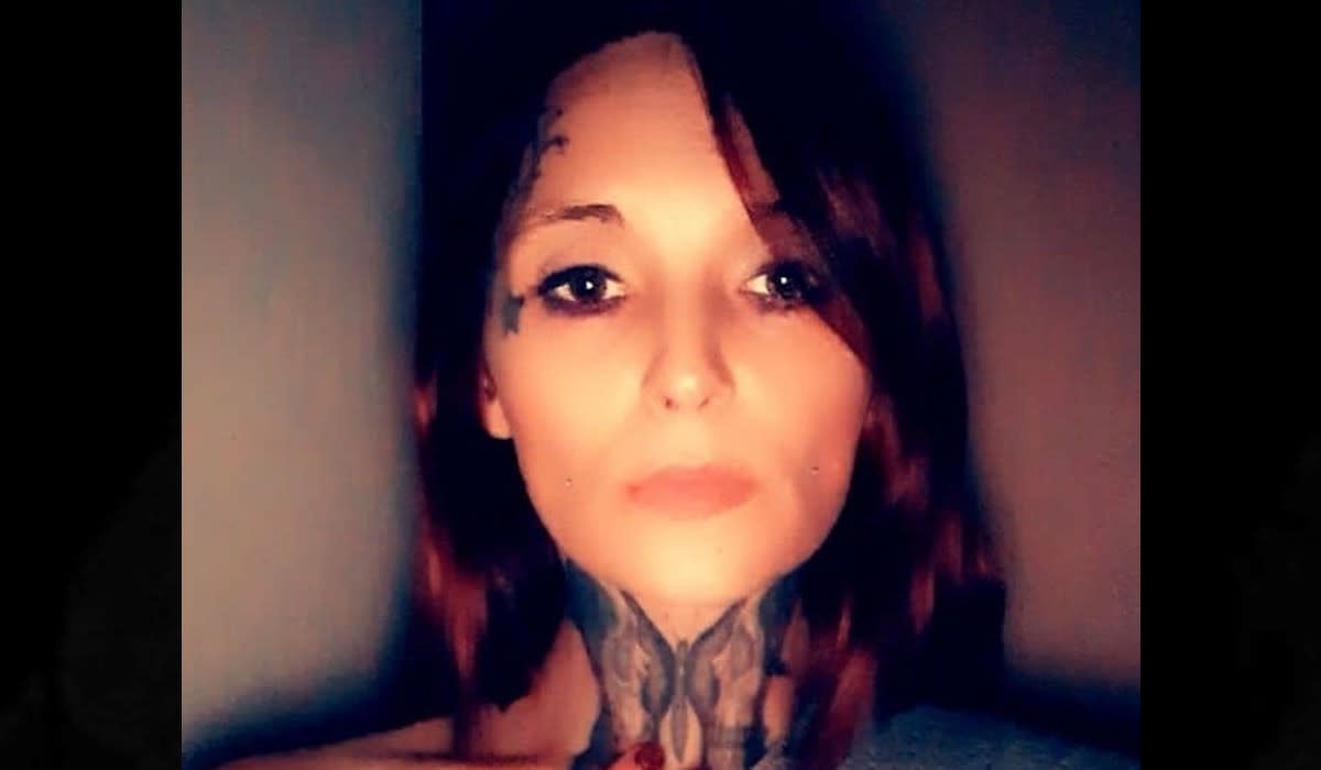 Man charged with killing girlfriend in Hastings hotel is arrested in ...