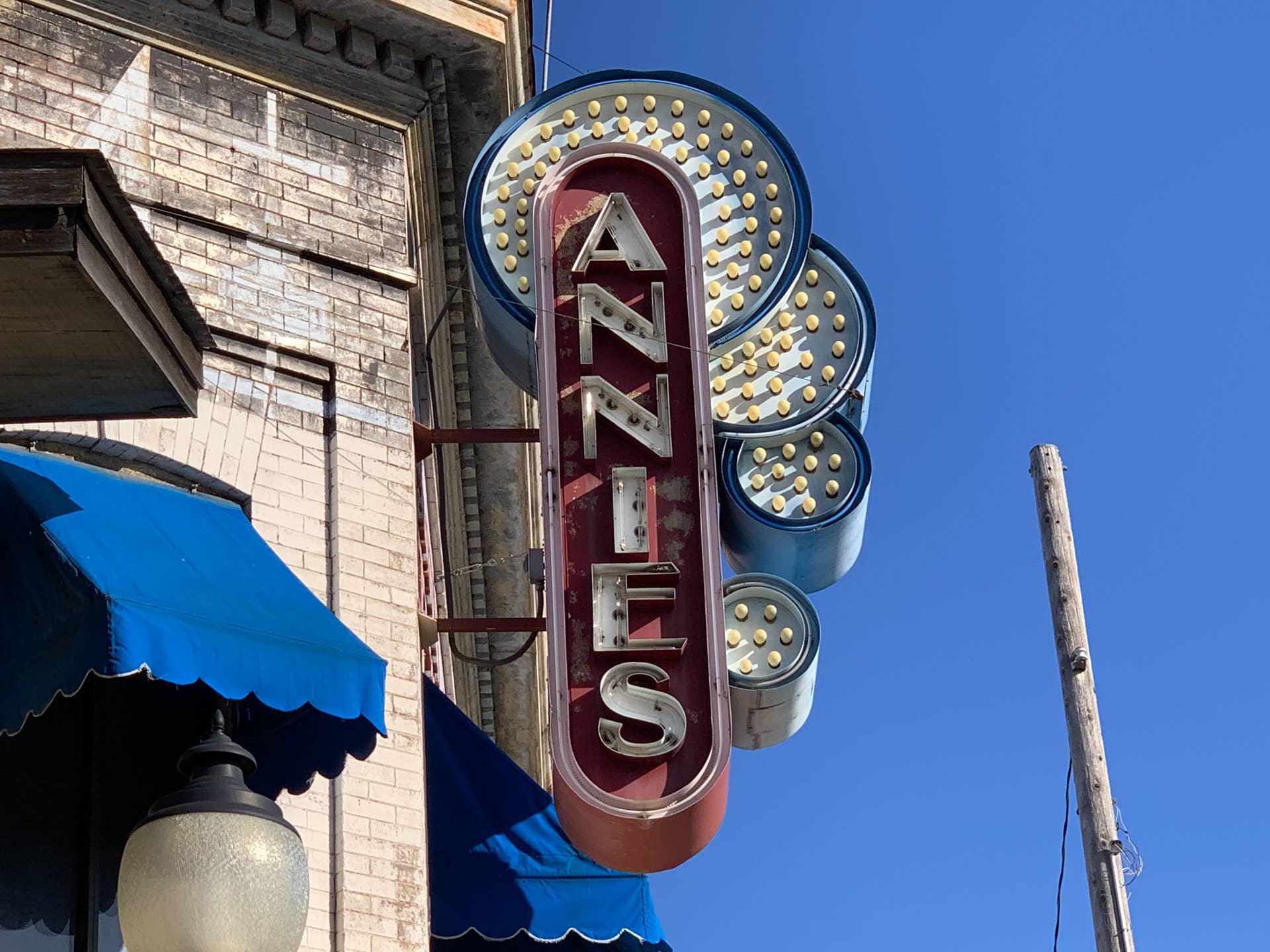 Annie's Parlour in Minneapolis' Dinkytown reopens - Bring Me The News