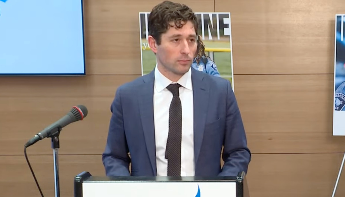 As expected, Frey vetoes pay raise plan for rideshare drivers in ...