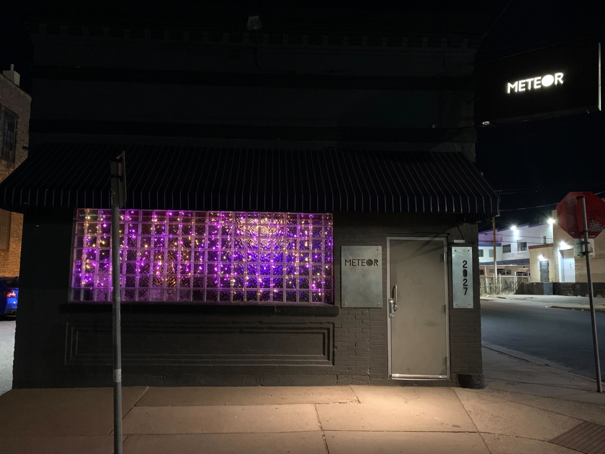 Meteor Bar in Minneapolis honored by The Pinnacle Guide with 'Excellent ...