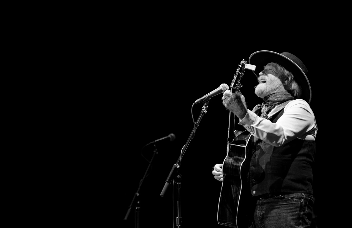 Michael Martin Murphey - Bring Me The News