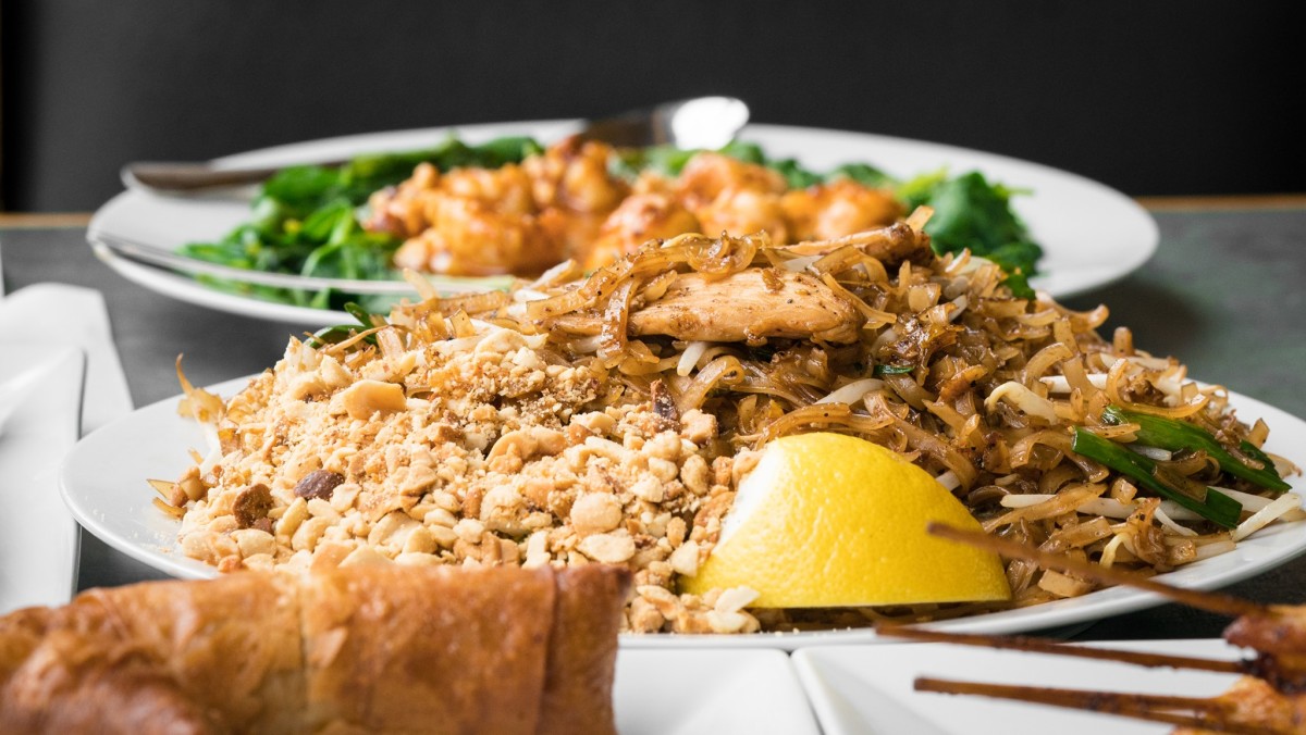 Ruam Mit, a St. Paul staple for 35 years, reopens at new downtown ...