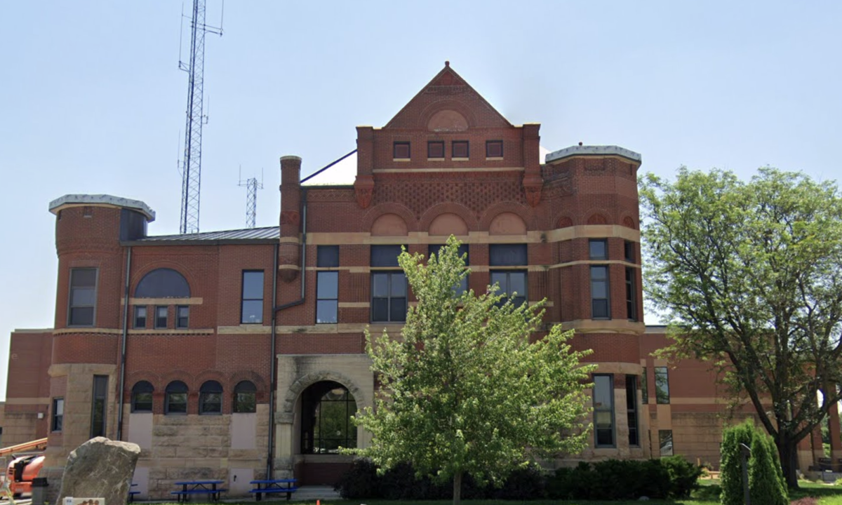 Freeborn County Government Center evacuated after pipe bomb found ...