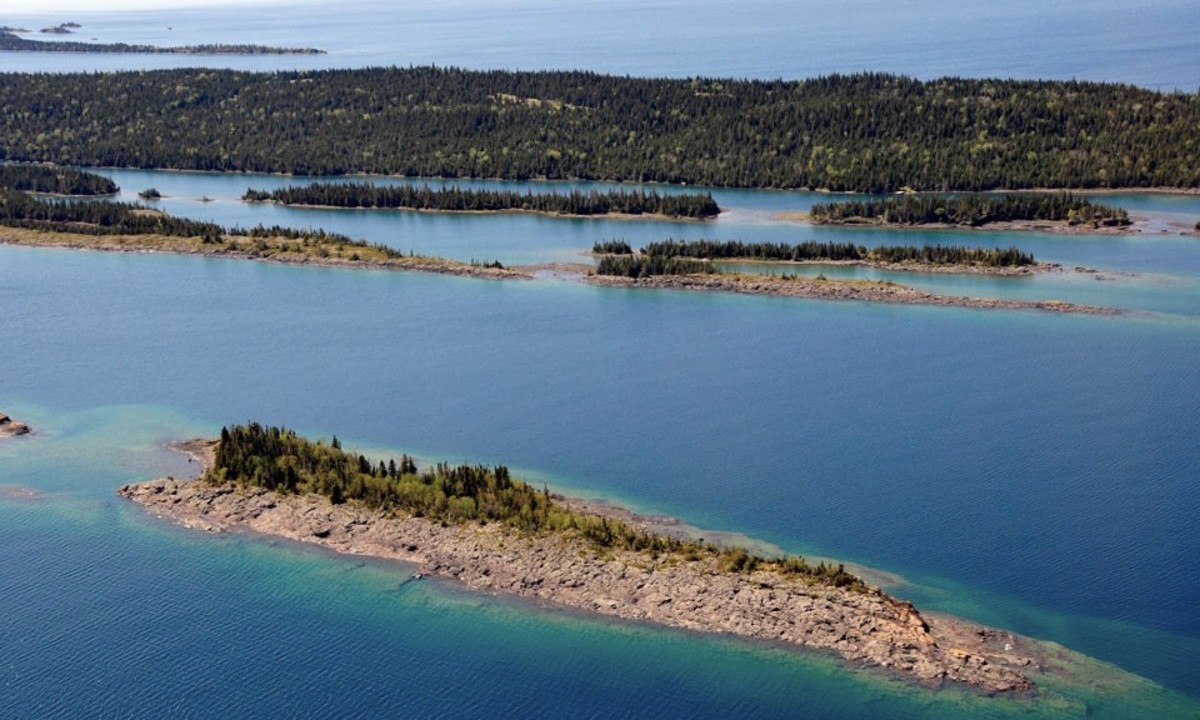 Rangers working to ID two campers found dead at Isle Royale National ...