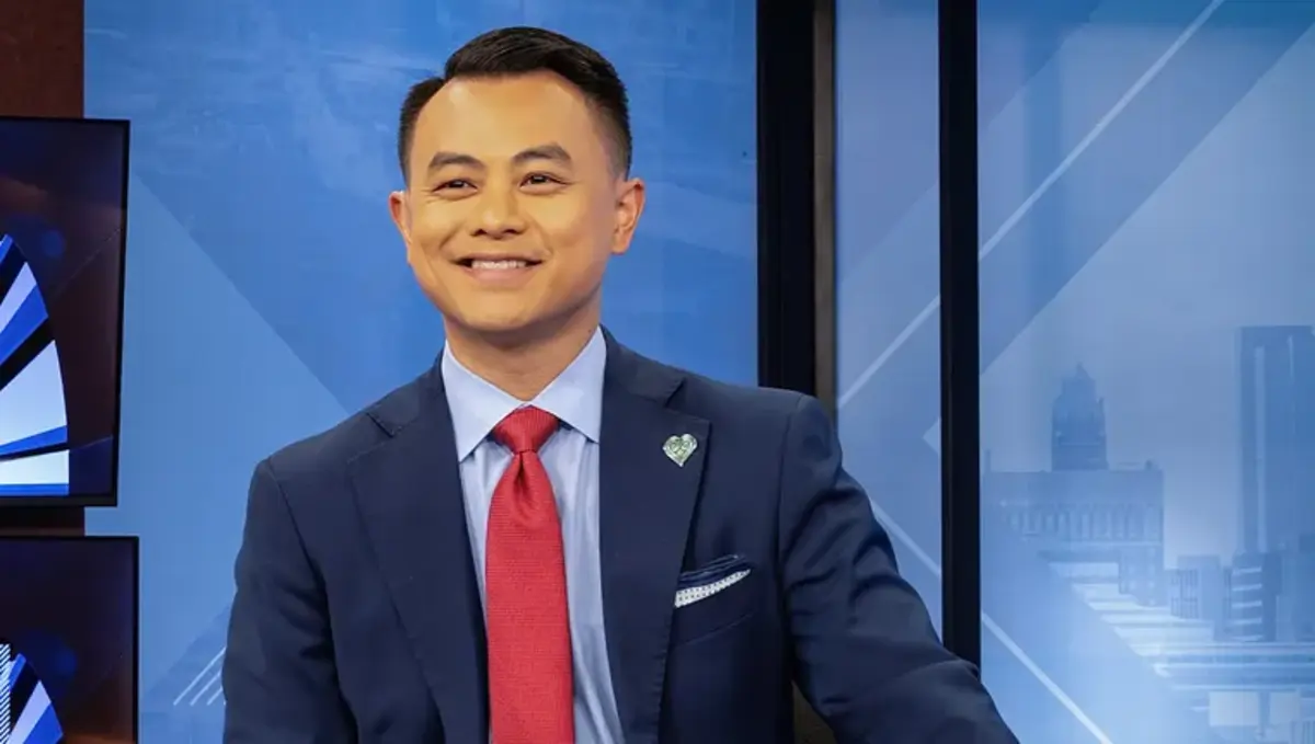 ‘Coming home’: Acclaimed Hmong journalist Chenue Her joins FOX 9 ...