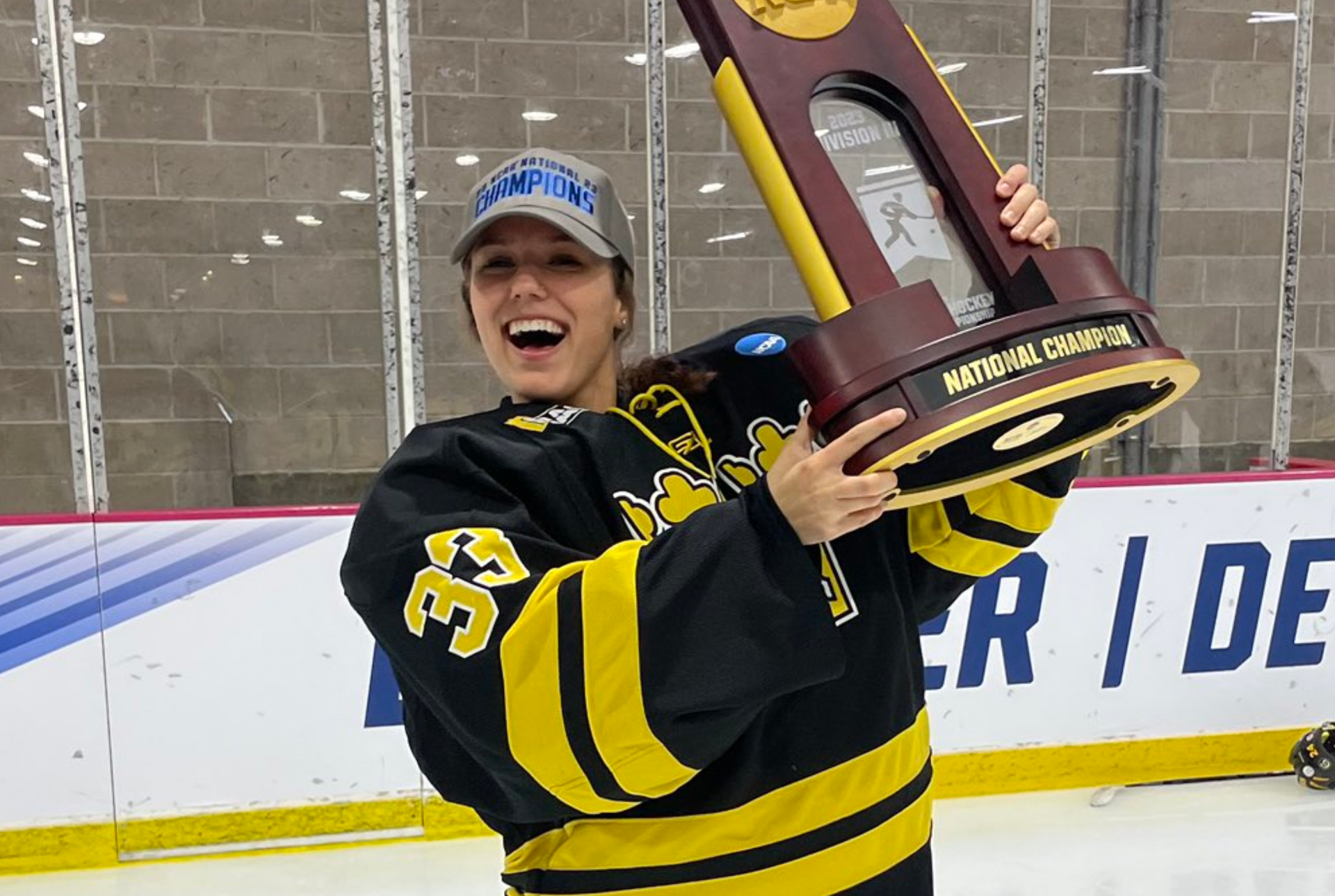 Former Gustavus hockey player given probation for 2023 crash that ...