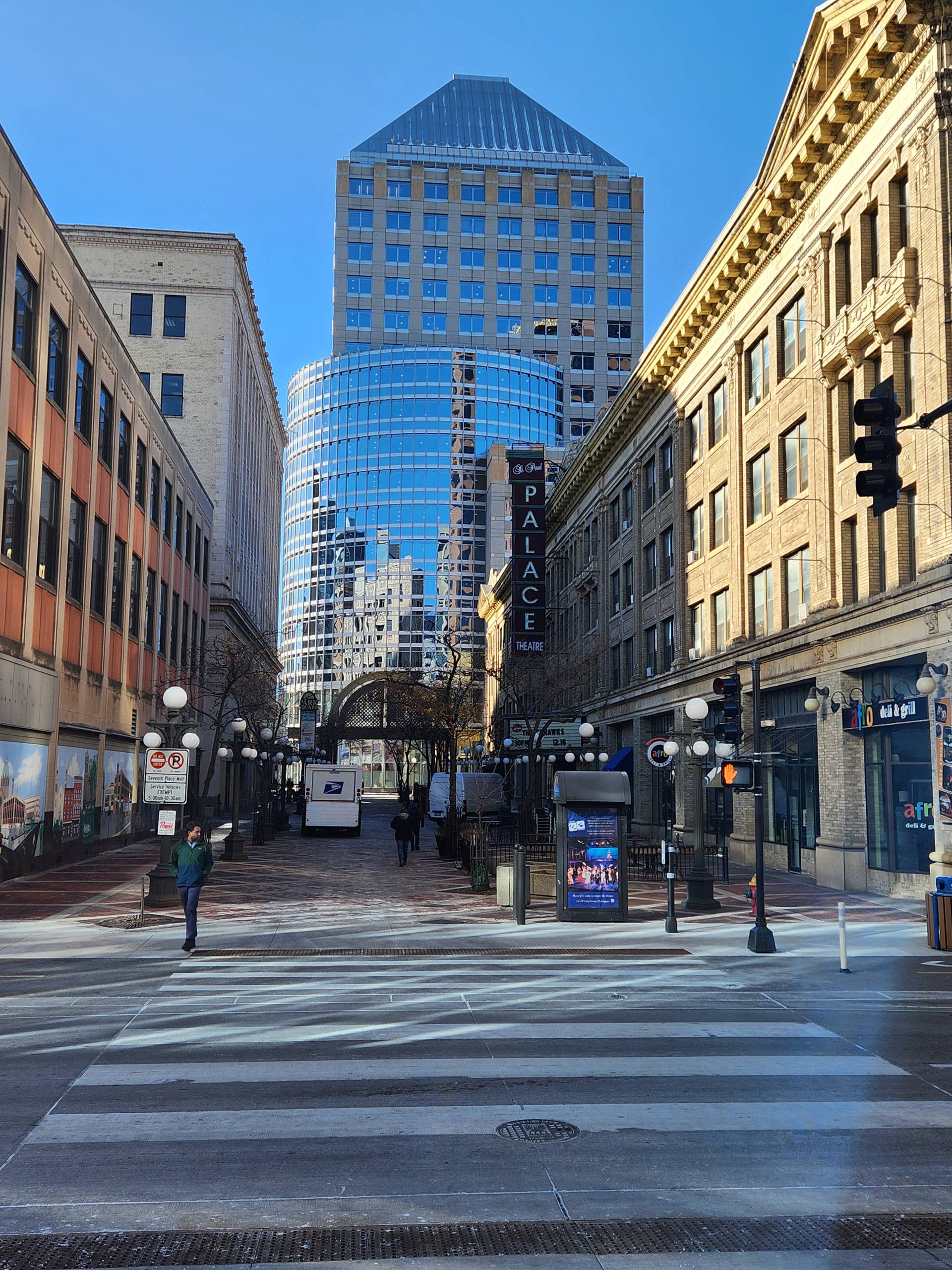 A tour of Twin Cities filming locations for 'Jingle All The Way ...