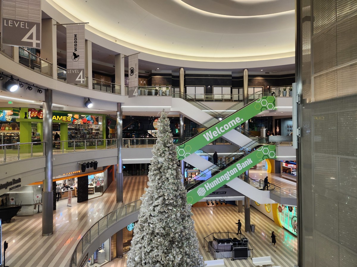 A tour of Twin Cities filming locations for 'Jingle All The Way ...