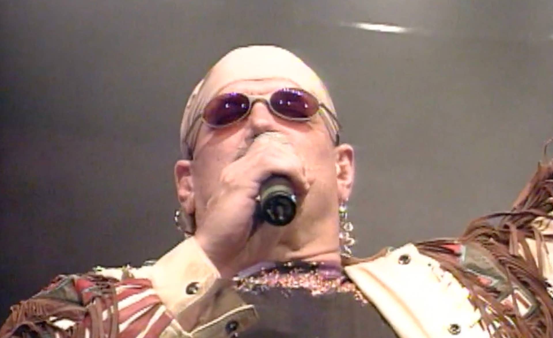 Jesse Ventura will return to announcing WWE after surprise appearance ...