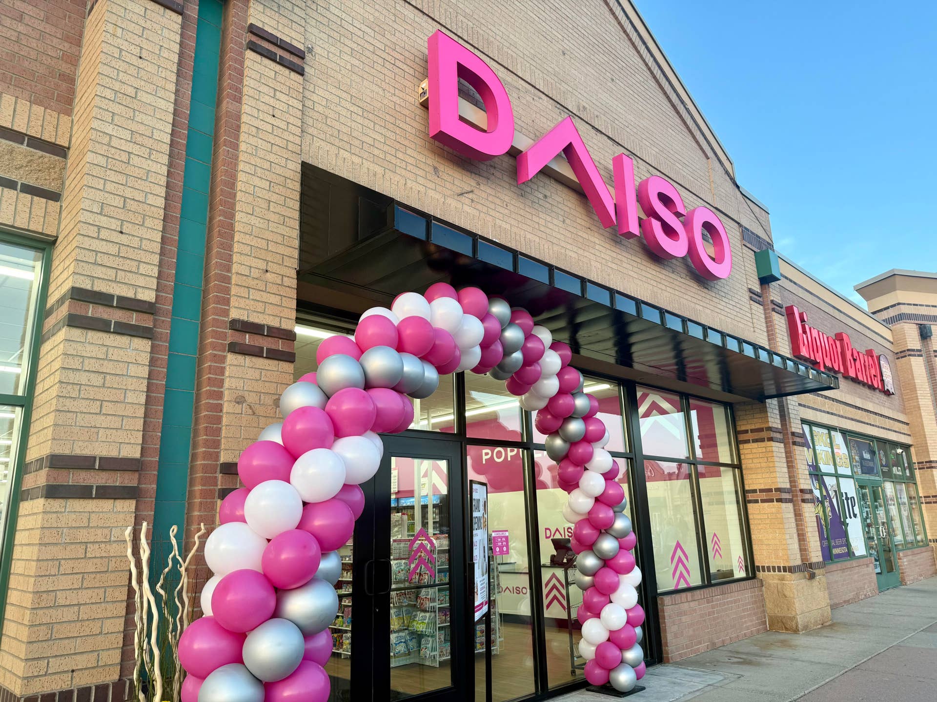 Japanese retailer Daiso to open second Twin Cities store this weekend ...