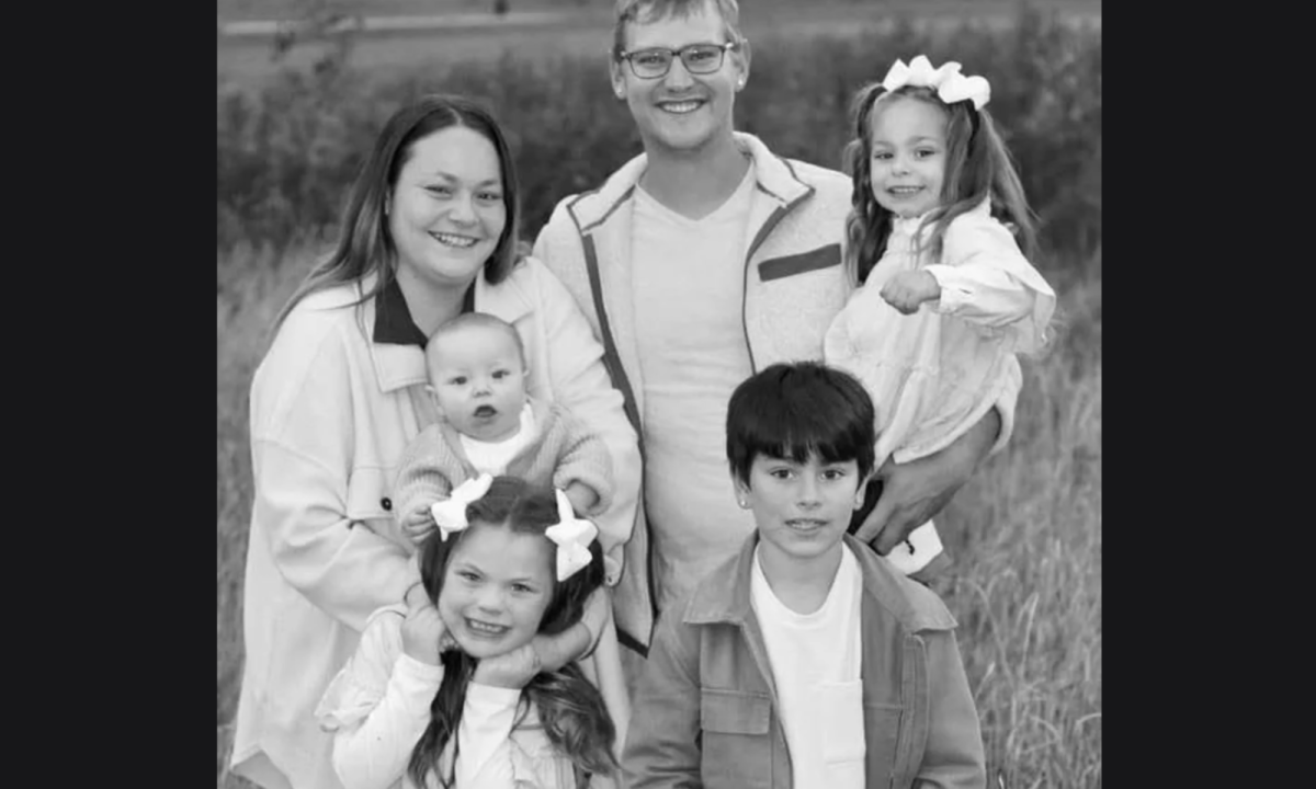 Mother critical, 3-year-old remains hospitalized following house fire ...