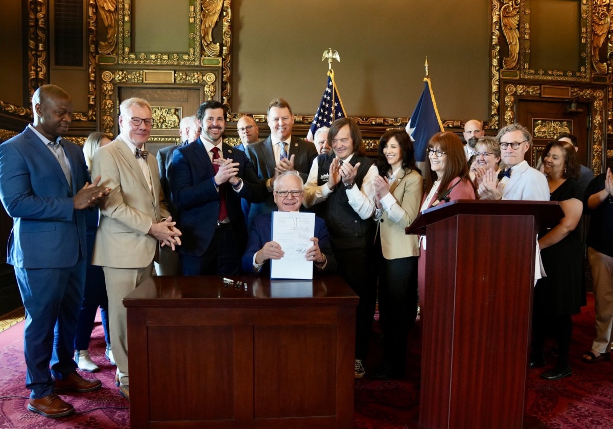 Walz signs bill giving retirement boosts to Minnesota teachers, police ...