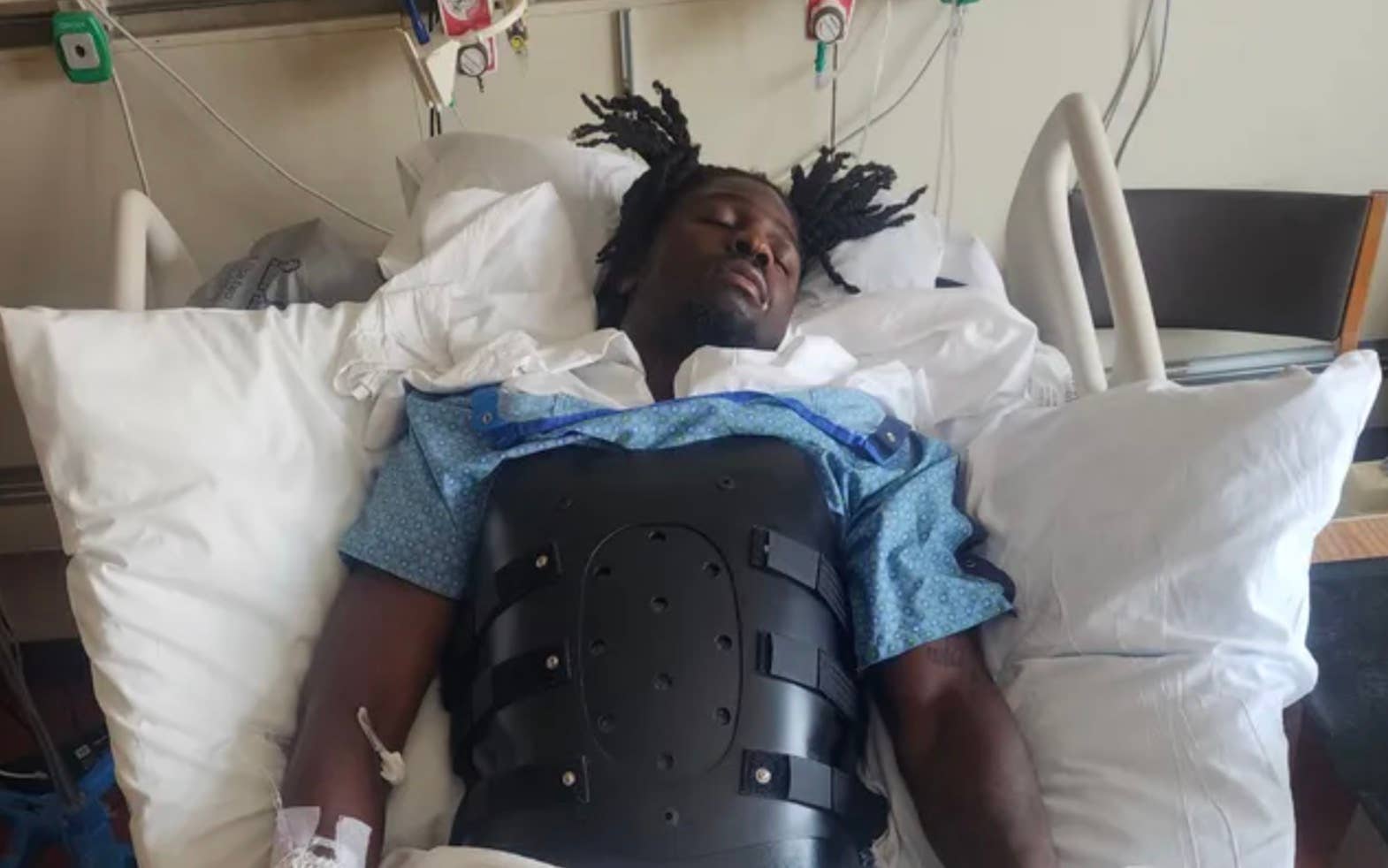 Student-athlete left paralyzed after being shot outside Brooklyn Park ...
