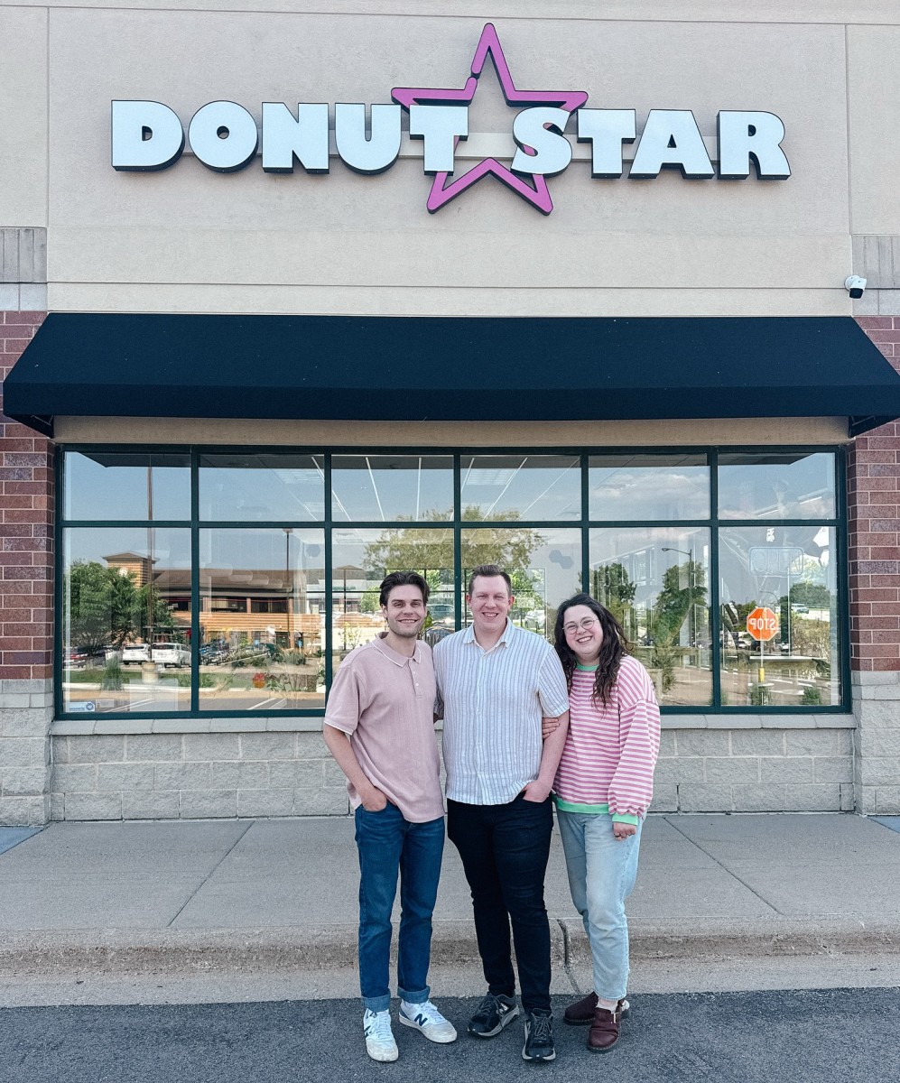 Donut Star in Burnsville and Lakeville is changing hands - Bring Me The ...