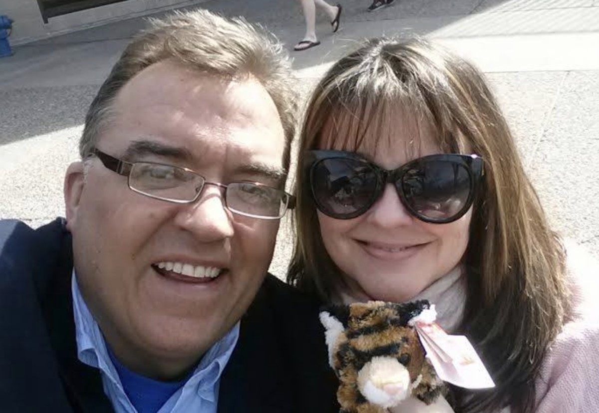 Hoffmans stable after Saturday's targeted shooting; Yvette shielded daughter from shooter ...