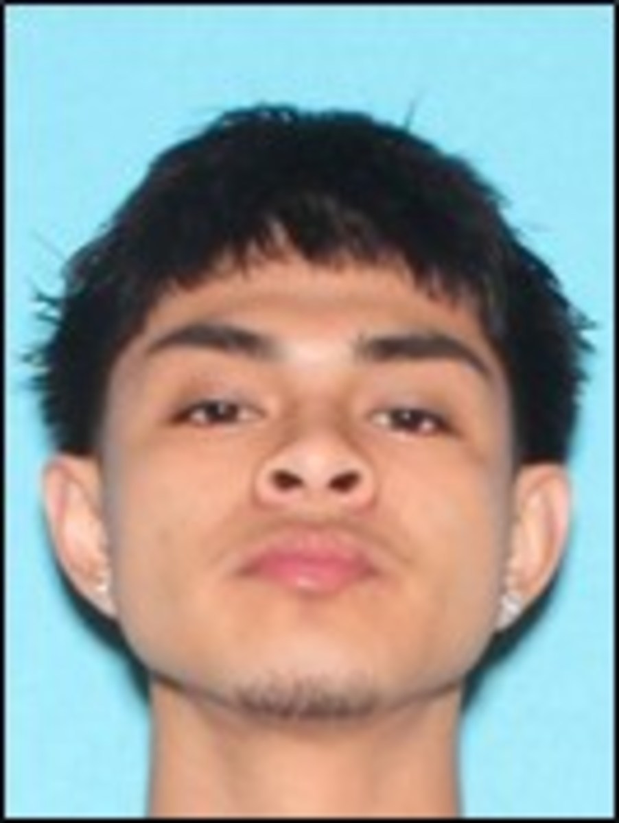 Police: Apple Valley stabbing suspect could be on the run to Mexico ...