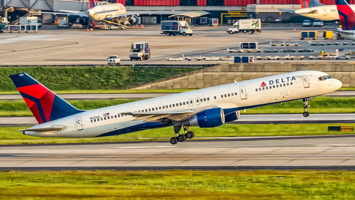 More details emerge about Delta co-pilot's arrest after Minneapolis-San ...